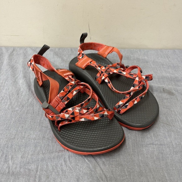 Chaco | Shoes | Chaco Girls Coralnavy Triangle Strappy Sport Sandals ...
